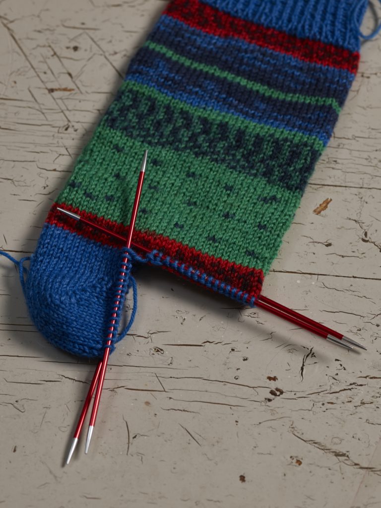 The Second Easiest Sock Heel in the World – Short Row Heel – Arne ...